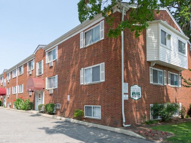 2 BR, 1 BA Apartment 1446 Coutant Avenue Unit CC205B, Lakewood, OH 44107
