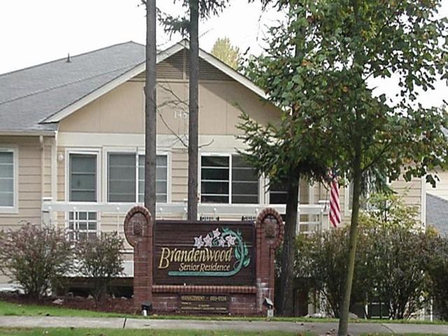 2 BR, 1 BA Apartment 14520 NE 40th St Bellevue, WA 98007