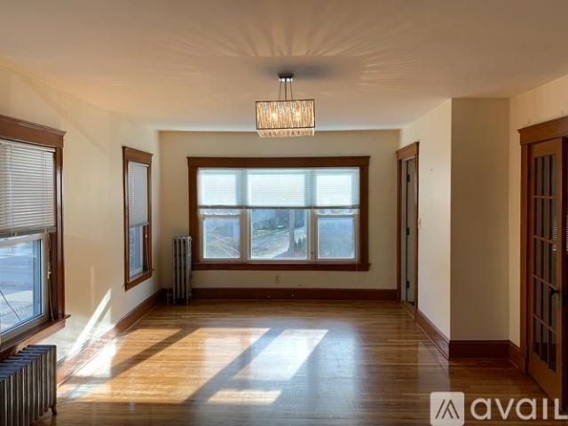 2 BR, 1 BA Apartment 145 Nichols Ave, Unit 145, Watertown, MA 02472