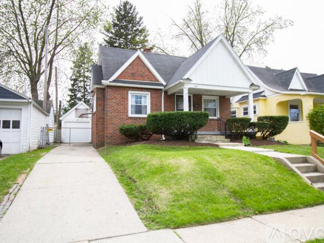 2 BR, 1 BA Apartment 1467 Crestwood Rd, Toledo, OH 43612
