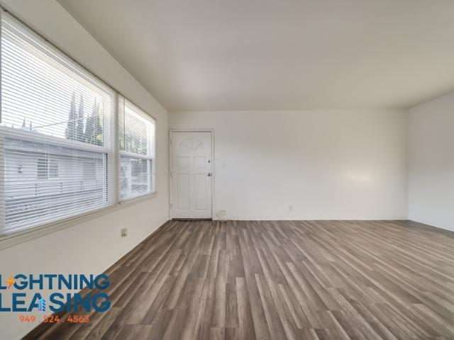 2 BR, 1 BA Apartment 14759 Vanowen, Van Nuys, CA 91405