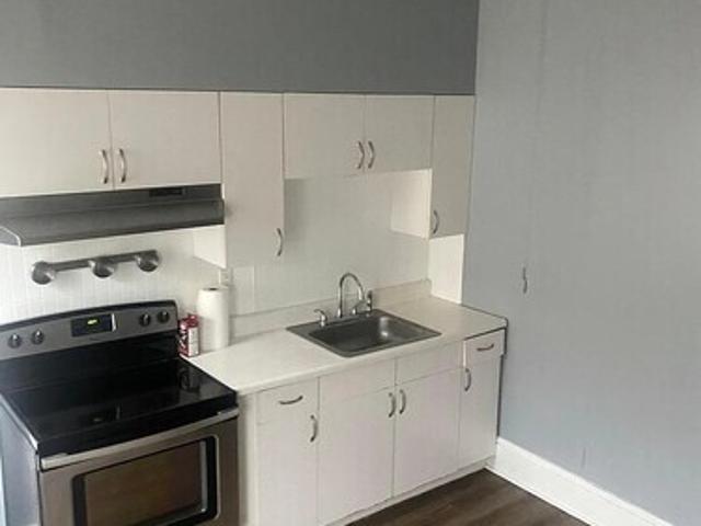 2 BR, 1 BA Apartment 148 Haddon Avenue, Haddon Township, NJ 08108