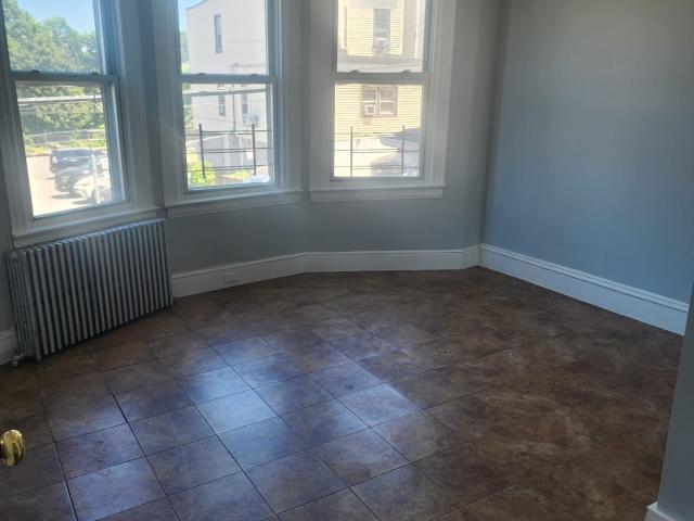 2 BR, 1 BA Apartment 14 Garfield st, Yonkers, NY 10701