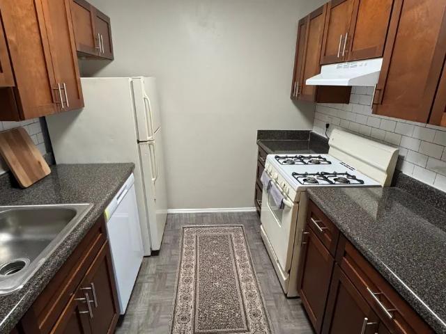 2 BR, 1 BA Apartment 14 S Frederick Ave Unit 22 105, Gaithersburg, MD 20877