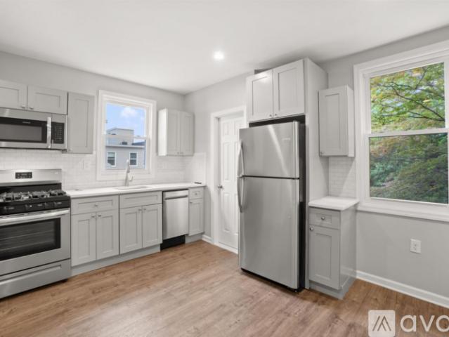 2 BR, 1 BA Apartment 14 West 19th Street, Unit Unit 3, Bayonne, NJ 07002