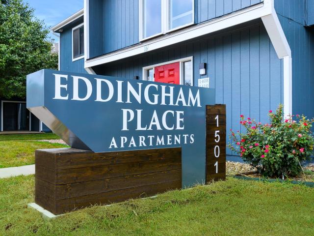 2 BR, 1 BA Apartment 1501 Eddingham Drive Unit 1530 E, Lawrence, KS 66046
