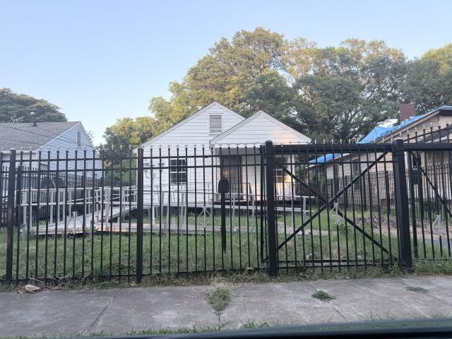 2 BR, 1 BA Apartment 1504 N Trezevant St, Memphis, TN 38108