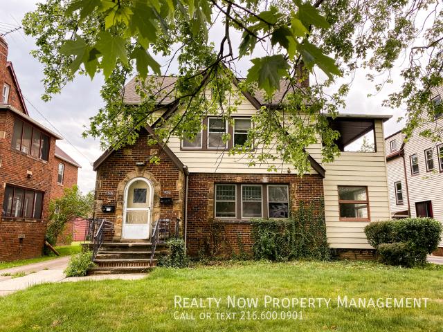 2 BR, 1 BA Apartment 1504 Sherbrook Rd 1st Fl, South Euclid, OH 44121