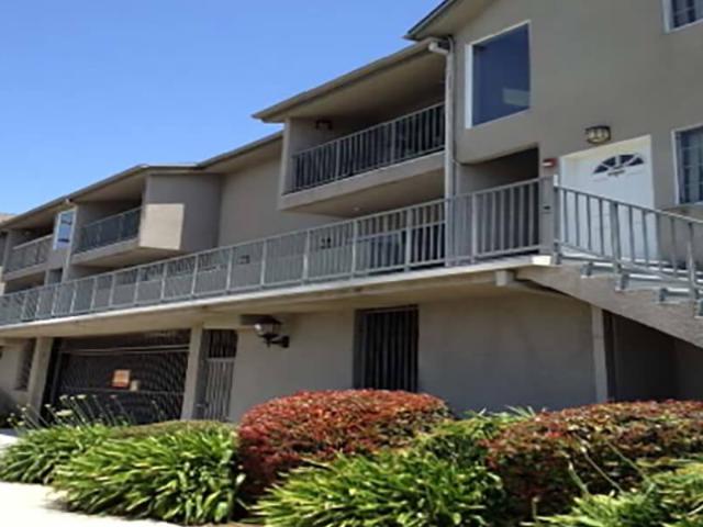 2 BR, 1 BA Apartment 15059 Burbank Blvd Unit 2, Van Nuys, CA 91411