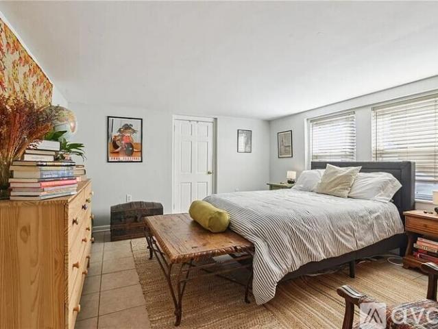 2 BR, 1 BA Apartment 1506 Treasure Street, Unit 1506, New Orleans, LA 70119