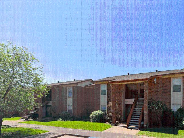 2 BR, 1 BA Apartment 1510 Barfield Road, Wharton, TX 77488