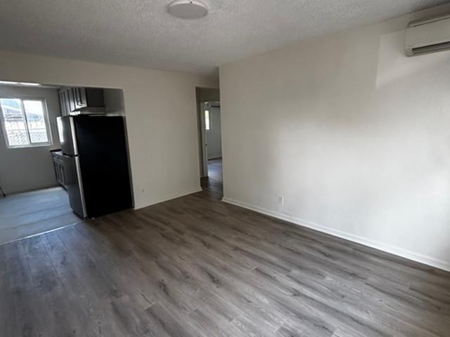 2 BR, 1 BA Apartment 1517 West 28th Street, Unit 3, Los Angeles, CA 90007