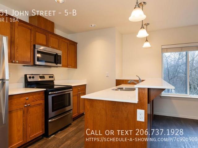 2 BR, 1 BA Apartment 151 John Street, Seattle, WA 98109