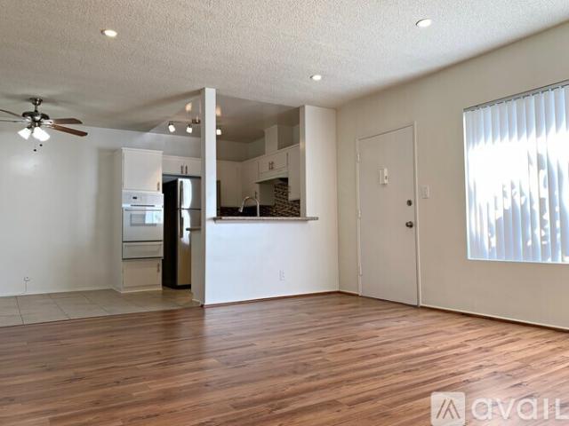 2 BR, 1 BA Apartment 1521 E Windsor Rd, Unit 12, Glendale, CA 91205