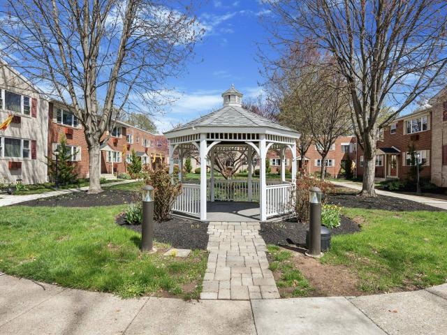 2 BR, 1 BA Apartment 1521 West Main Street Unit D3, Norristown, PA 19403