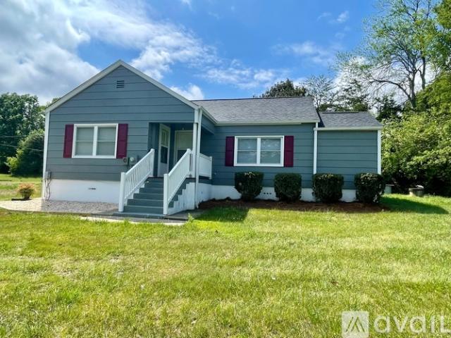 2 BR, 1 BA Apartment 1521 Union Cross Church Rd, Yadkinville, NC 27055
