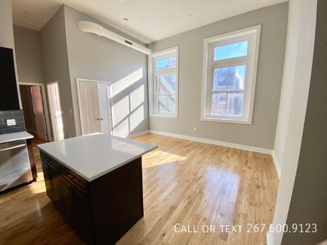 2 BR, 1 BA Apartment 1523 W Girard Ave, Philadelphia, PA 19130
