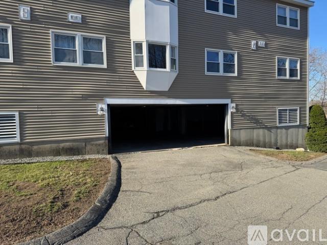 2 BR, 1 BA Apartment 1524 Gorham Street, Unit Unit 209, Lowell, MA 01852