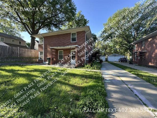 2 BR, 1 BA Apartment 1537 Dakota ST, Lincoln, NE 68502
