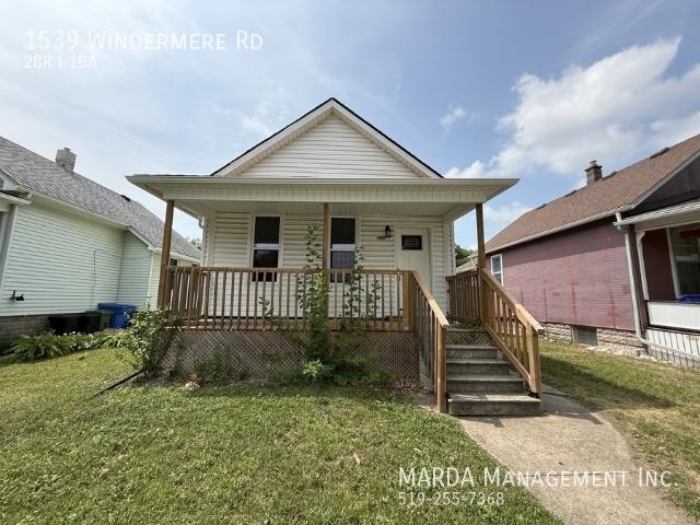2 BR, 1 BA Apartment 1539 Windermere Rd, Windsor, ON N8Y 3G2