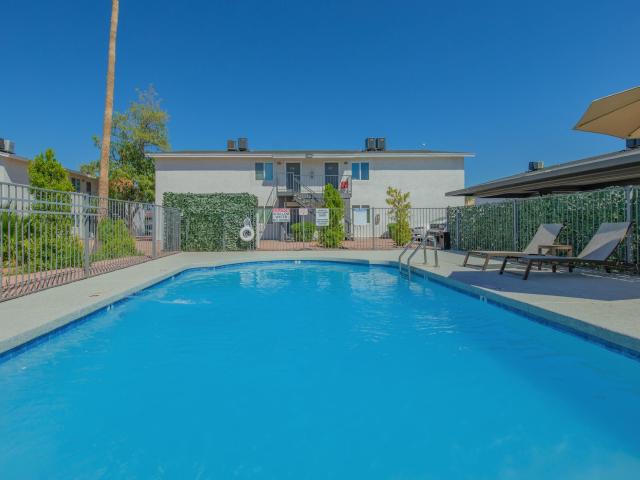 2 BR, 1 BA Apartment 15425 North 25th Street Unit S207, Phoenix, AZ 85032