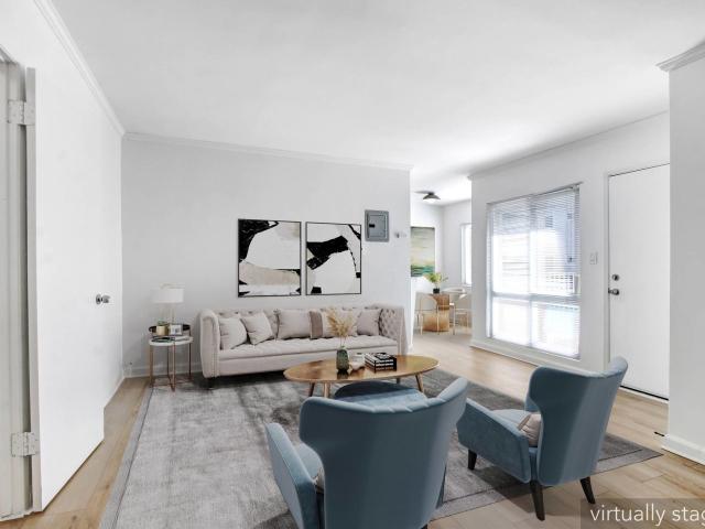 2 BR, 1 BA Apartment 1545 North Laurel Avenue Unit 203, Los Angeles, CA 90046
