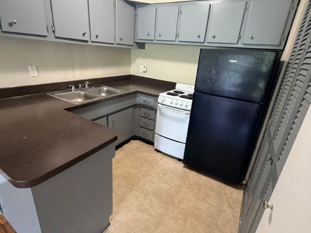 2 BR, 1 BA Apartment 1568 Alexandria Drive, Lexington, KY 40504