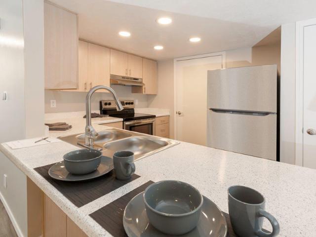 2 BR, 1 BA Apartment 1580 W 3940 S Unit A206, Salt Lake City, UT 84123