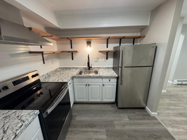 2 BR, 1 BA Apartment 158 162 Water Street, Lawrence, MA 01841