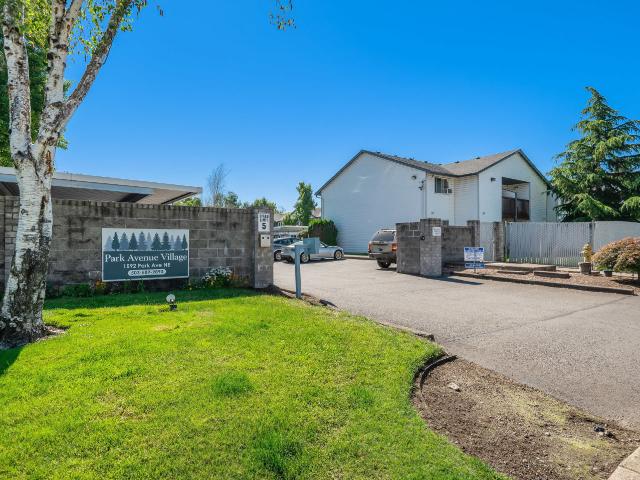 2 BR, 1 BA Apartment 1592 Park Avenue Northeast Unit 214, Salem, OR 97301