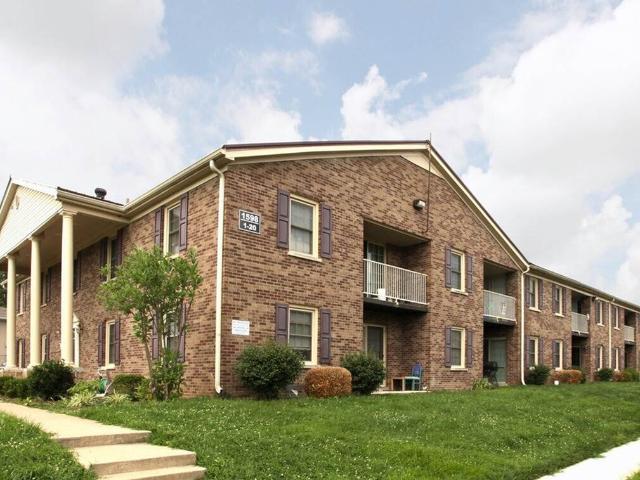 2 BR, 1 BA Apartment 1594 1598 Martha Court Unit 7, Lexington, KY 40505