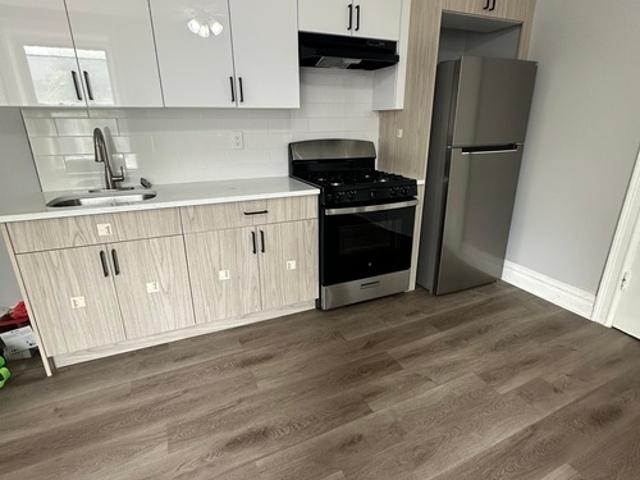 2 BR, 1 BA Apartment 159 Hutton St, Unit 8, Jersey City, NJ 07307