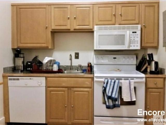 2 BR, 1 BA Apartment 15 Aberdeen St, Unit 2, Boston, MA 02215