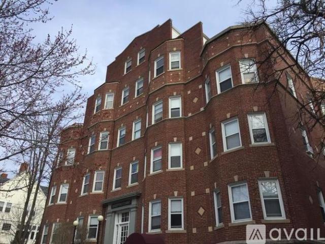 2 BR, 1 BA Apartment 163 Summer St, Unit 36, Somerville, MA 02143
