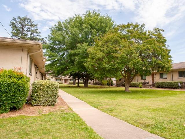 2 BR, 1 BA Apartment 1600 29th Ct S Unit D, Birmingham, AL 35209