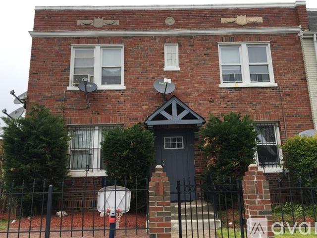 2 BR, 1 BA Apartment 1600 Isherwood St NE, Unit 3, Washington, DC 20002