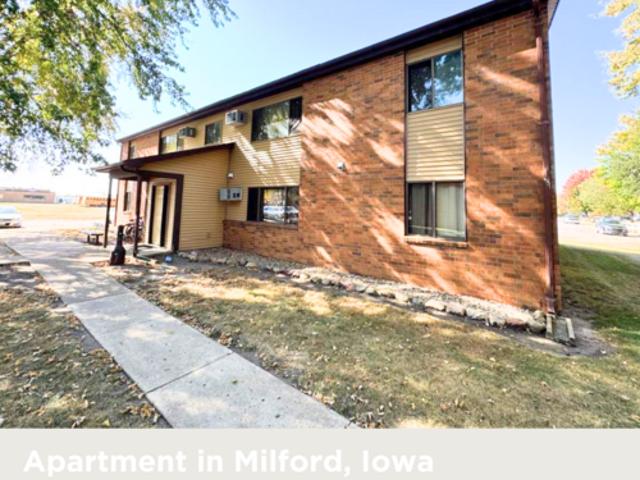2 BR, 1 BA Apartment 1604 10th St, Unit 2, Milford, IA 51351