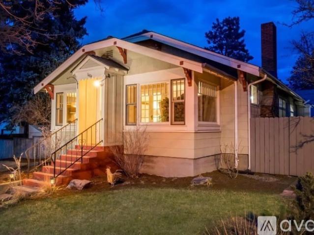 2 BR, 1 BA Apartment 1604 NW 2nd St, Bend, OR 97703