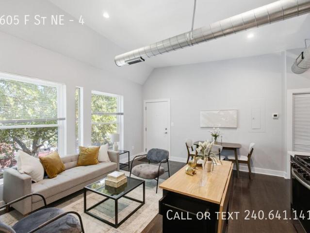 2 BR, 1 BA Apartment 1605 F St NE, Washington, DC 20002