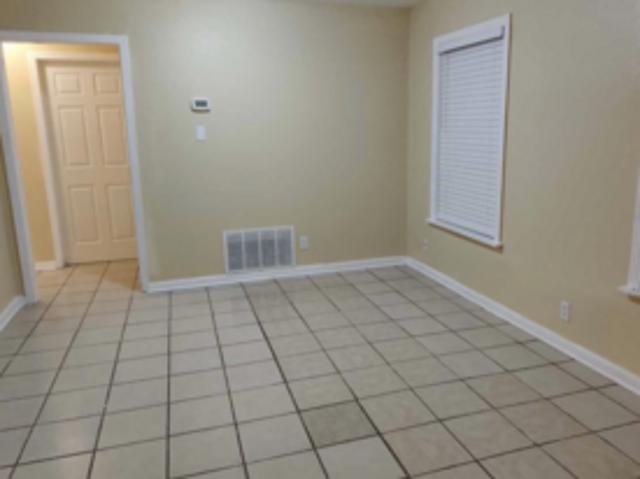 2 BR, 1 BA Apartment 1607 Alamo Avenue, Killeen, TX 76541