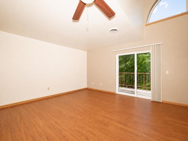 2 BR, 1 BA Apartment 1609 N. Thompson Dr Madison, WI 53704