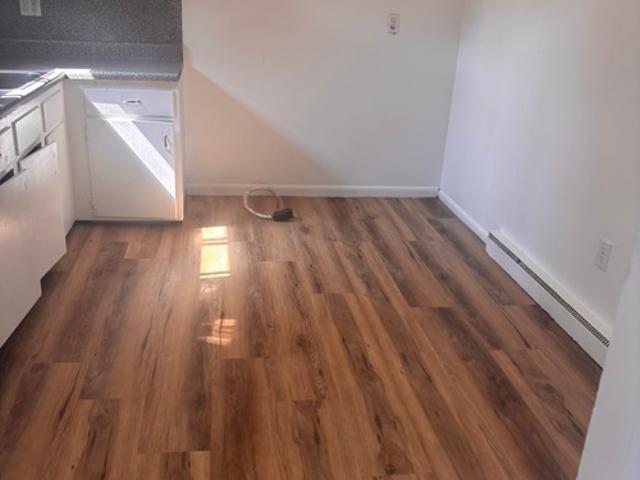 2 BR, 1 BA Apartment 160 Spring Street, Unit 2, New Haven, CT 06519