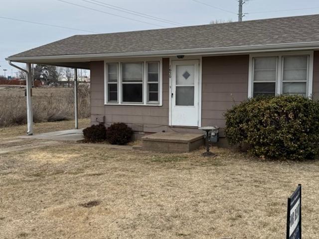 2 BR, 1 BA Apartment 1620 W Ash Ave, Unit 1620, El Dorado, KS 67042