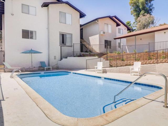 2 BR, 1 BA Apartment 1624 Canyon Rd Unit 69, Spring Valley, CA 91977