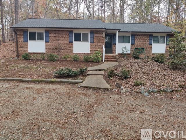 2 BR, 1 BA Apartment 1625 Smith Level Road, Unit Unit A, Chapel Hill, NC 27516