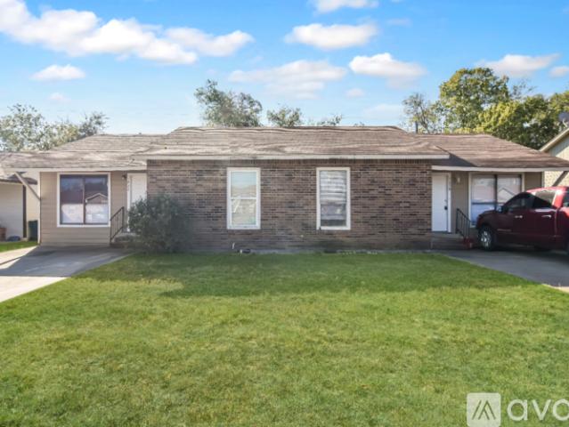 2 BR, 1 BA Apartment 1626 Kelly Dr, Belton, TX 76513