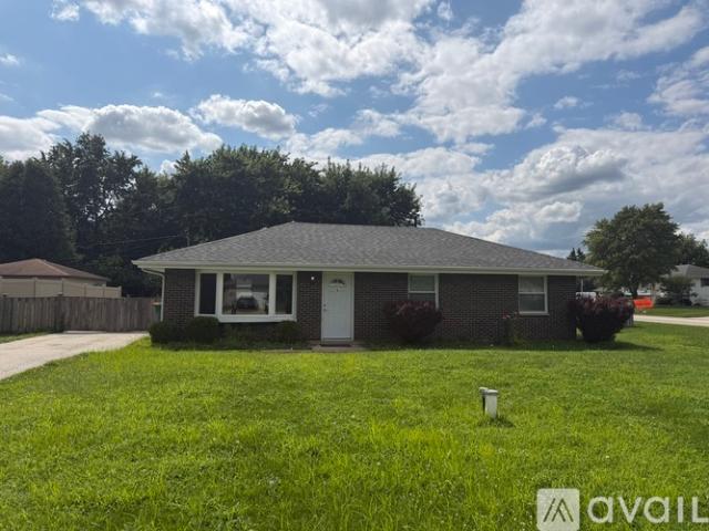 2 BR, 1 BA Apartment 16306 South Ellna Court, Plainfield, IL 60586