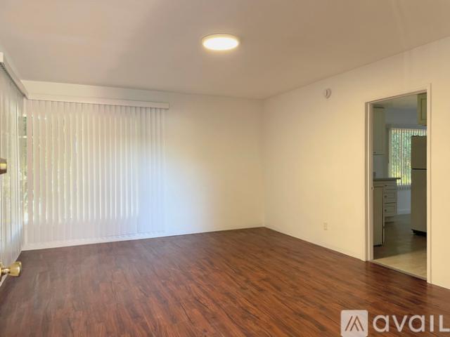 2 BR, 1 BA Apartment 1633 28th Avenue, Unit 7, Oakland, CA 94601