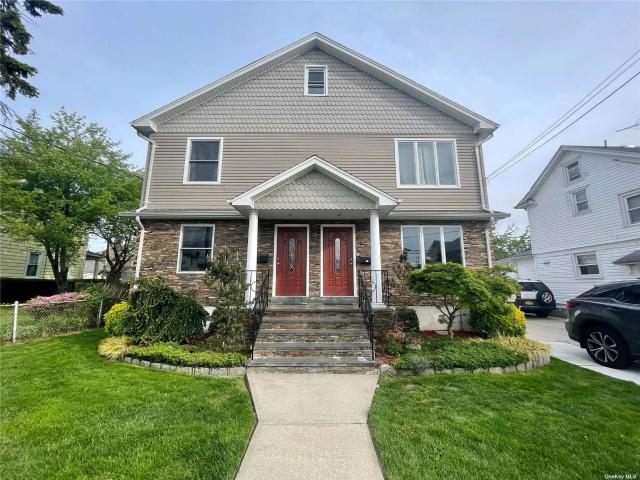2 BR, 1 BA Apartment 167 Jackson Ave, Mineola, NY 11501