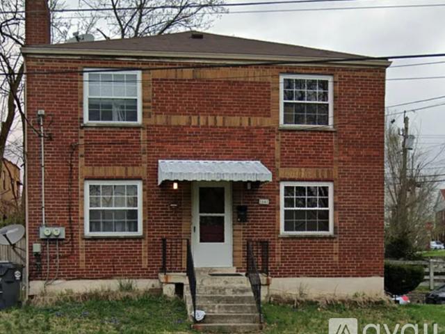 2 BR, 1 BA Apartment 1641 Pasadena Ave, Unit 1, Cincinnati, OH 45238